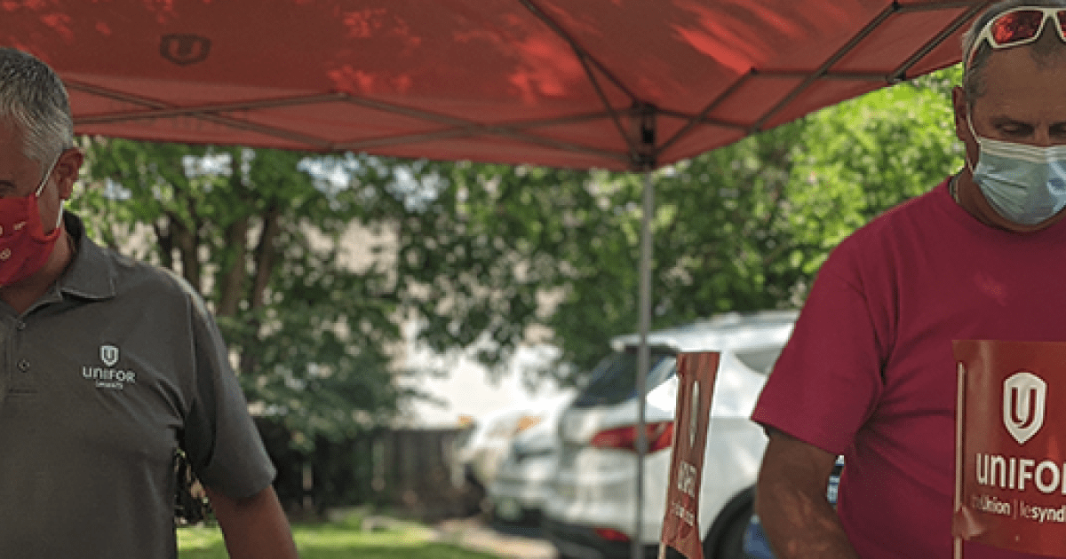 Unifor Local 673 members show solidarity with frontline health care ...